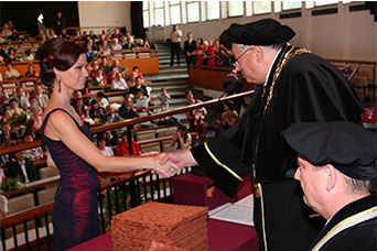 Laboratórium kalorimetrie - Fakulta chemickej a potravinarskej ...